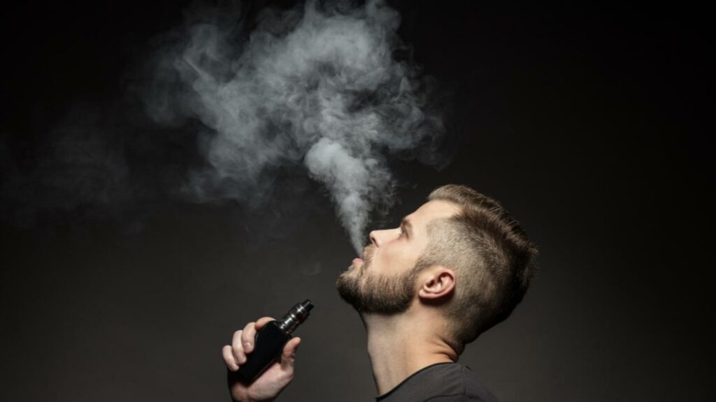 Vaping and Chest Pain: Risks for US Vapers - Know Your Vape