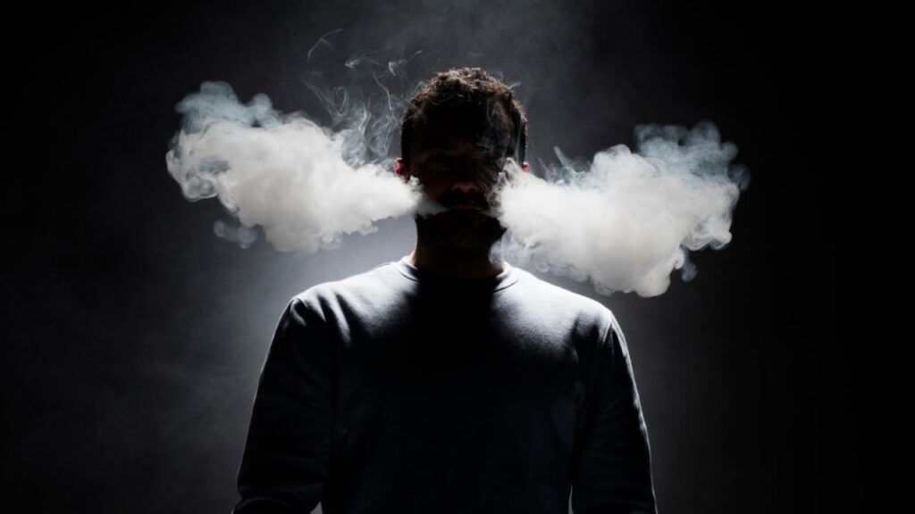 Vaping and Chest Pain: Risks for US Vapers - Know Your Vape